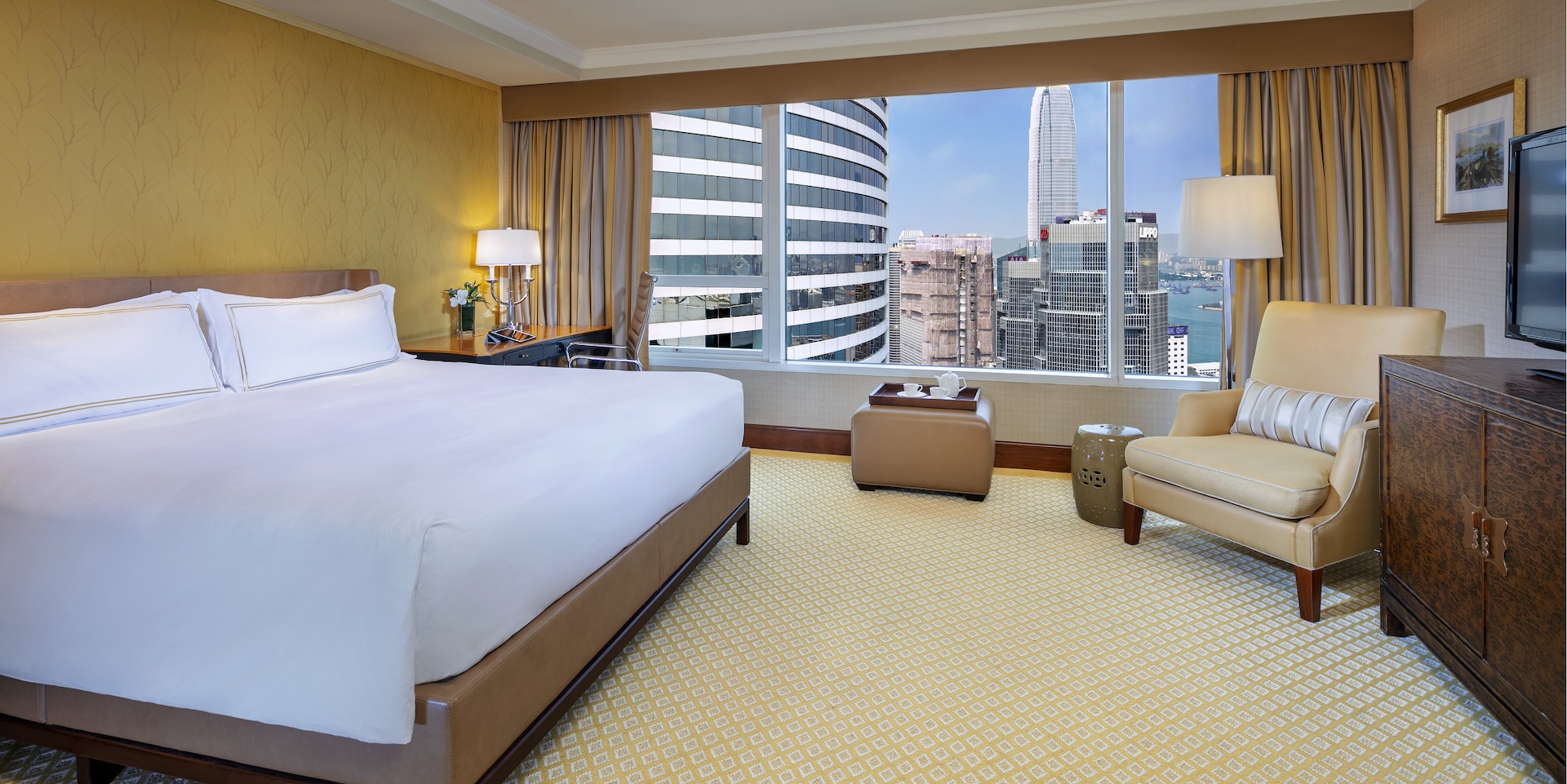 “Luxury in the City” Package - Conrad Dining